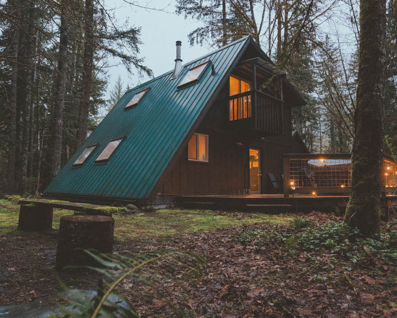 Uncovering the Hidden Charms of Oregon in Winter - It's Logan Marie
